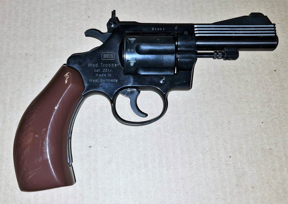 Prodajem Revolver RECK, Mod. Trooper, Cal. .22, MADE IN WEST GERMANY