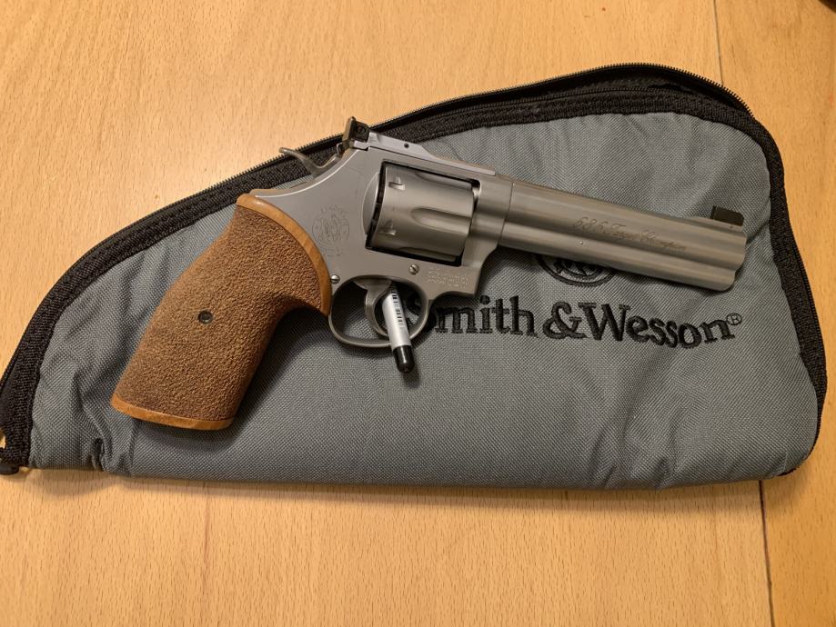 Revolver Smith Wesson 686-6 Target Champion .357 Magnum