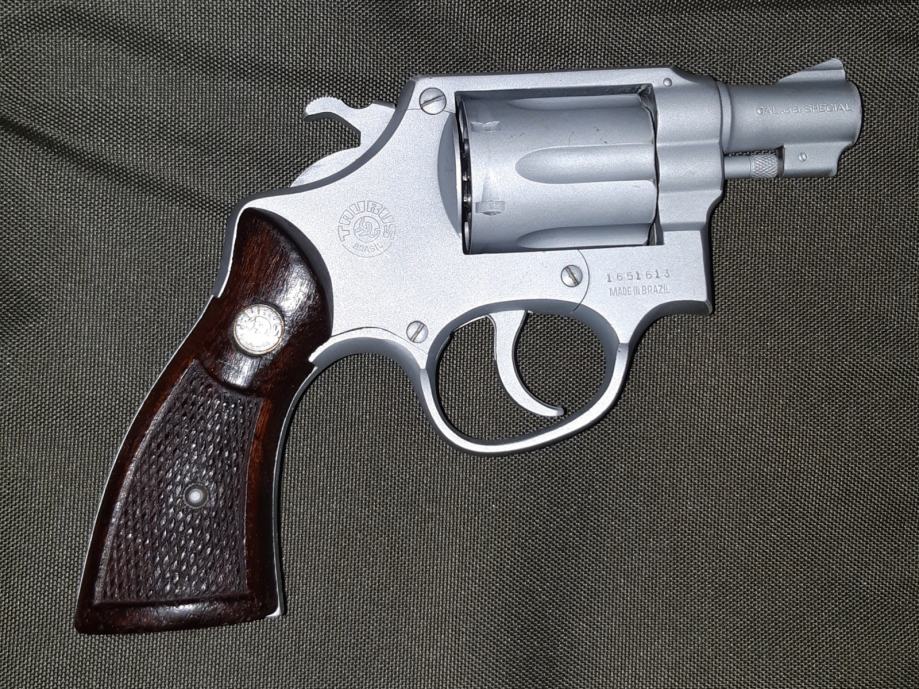 LOVAČKI REVOLVER, TAURUS BRAZIL 38 SPECIJAL