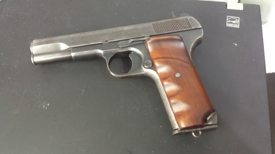 Samokres M57 7.62 TT