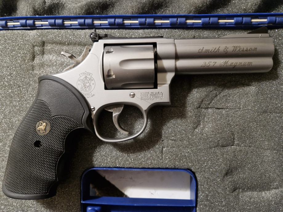 SMITH&WESSON 686 .357 Magnum 4’’ inča cijev (Security special)