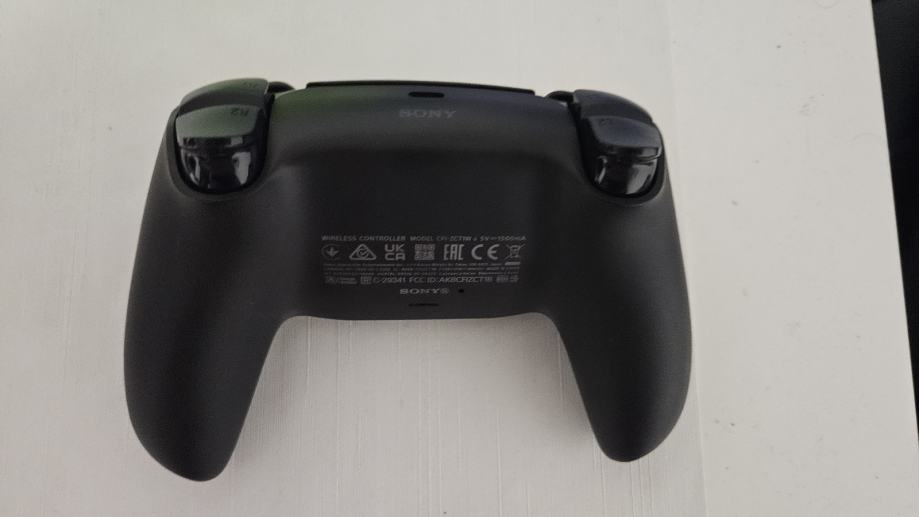 PS5 Dual Sense wireless controller Midnight Black V2