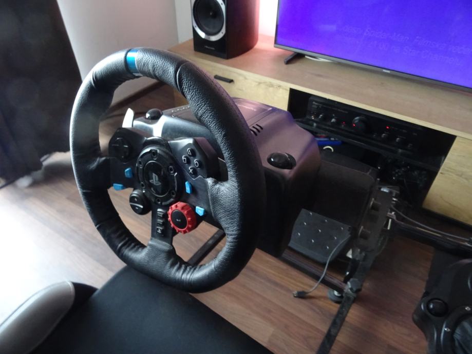 Logitech Driving Force G29 gaming volan + shifter + playseat +PS4 pro