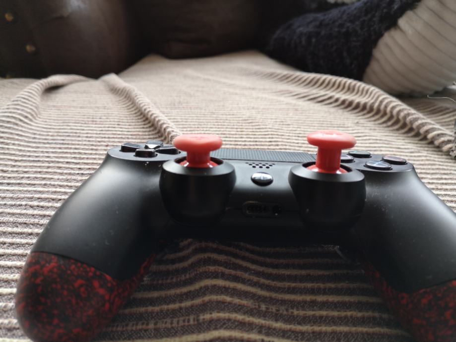 MODIFICIRANI PS4 JOYSTICK