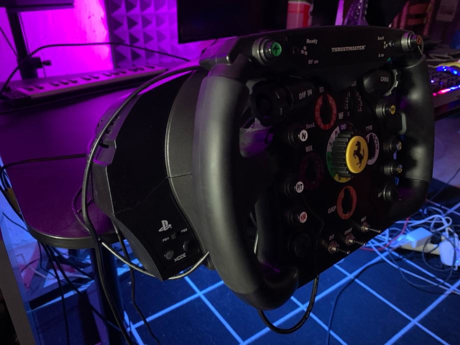 Thrustmaster set (Ferrari F1 Wheel + T300 Servo Base + T3PA pedal)