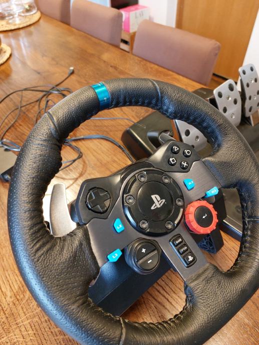Volan Logitech G29 prodajem