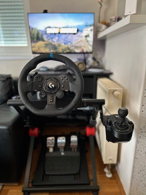 Volan Logitech G923 PS5/PS4/PC+ mjenjač+stalak UVI Racing Setup LITE