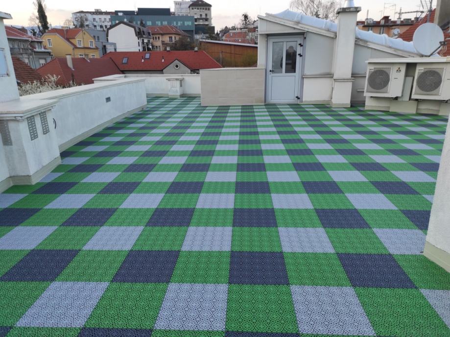 POD ZA TERASU, PODNE OBLOGE ZA BALKON, DVORIŠTE, VRTNE STAZE