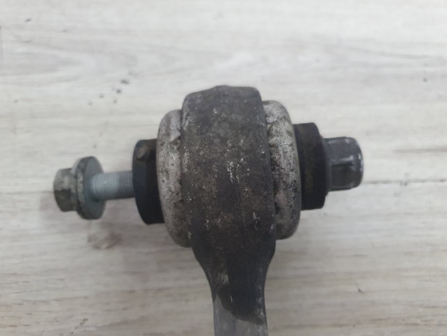 BMW X4 G02 Prednja LIJEVA VILICA 6870971 31106870971