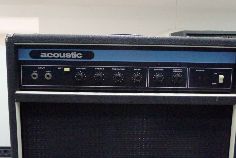 Acoustic model 114 gitaristički combo iz 73
