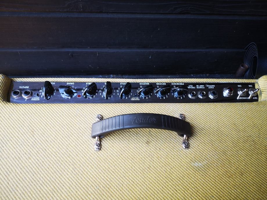 Fender Blues DeVille Reissue