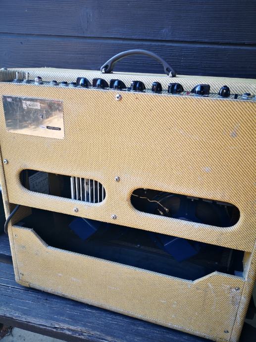 Fender Blues DeVille Reissue