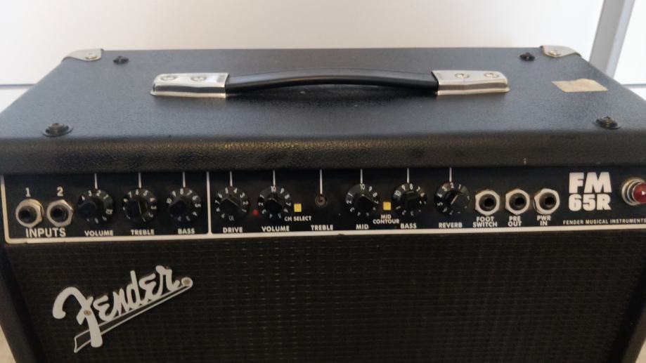 Fender FM65R gitarsko pojačalo