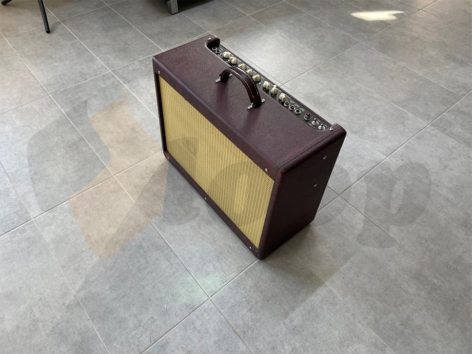 Fender Hot Rod Deluxe Wine Red Limited edition