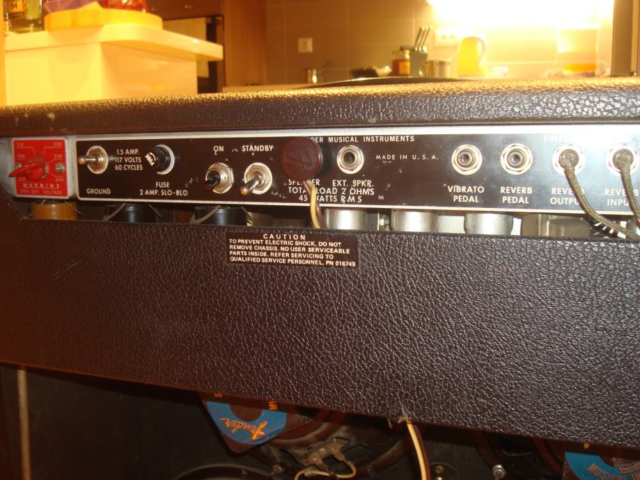 Fender super reverb