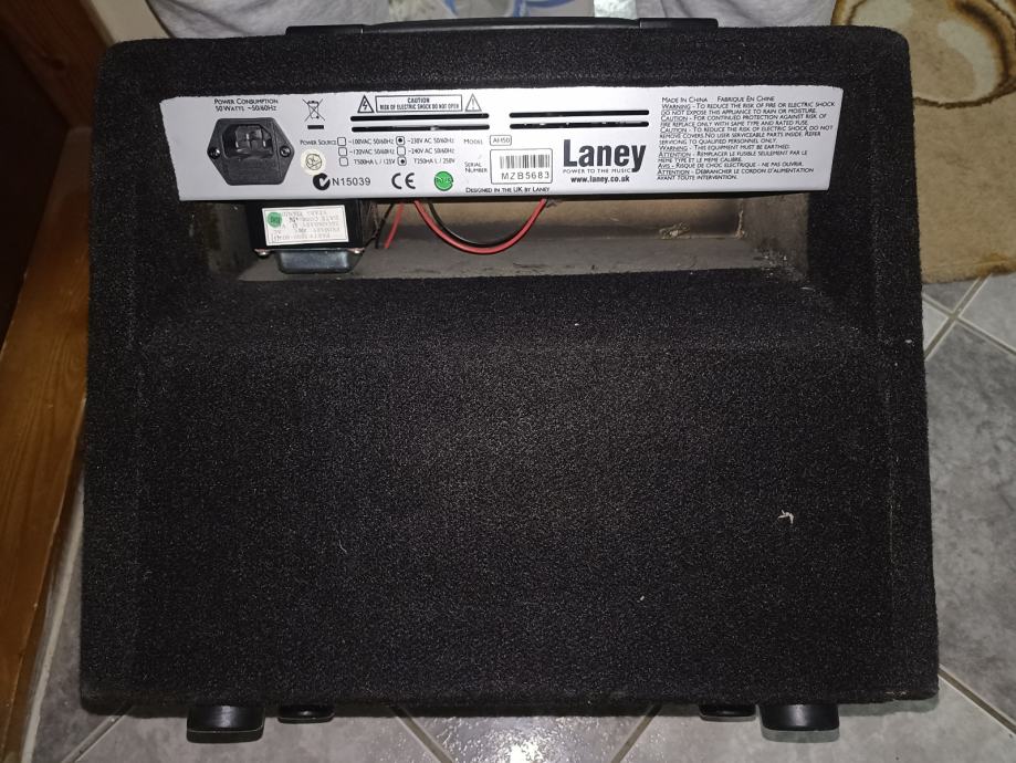 Laney AH 50 univerzalno combo pojačalo