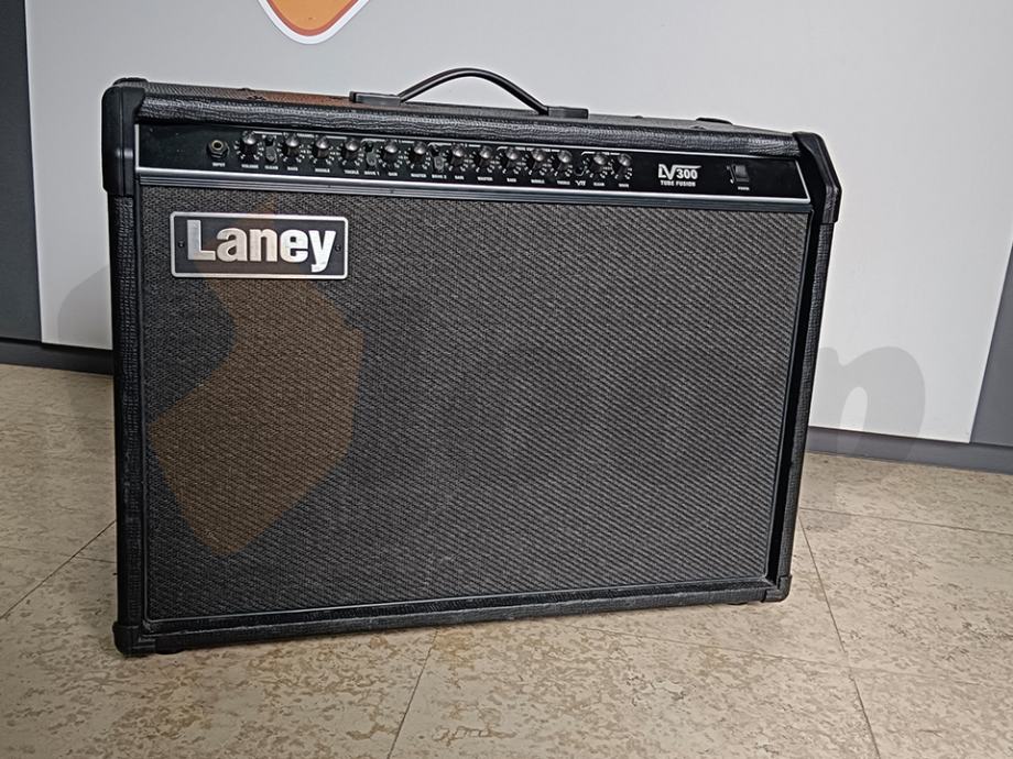 Laney LV300 gitarsko pojačalo