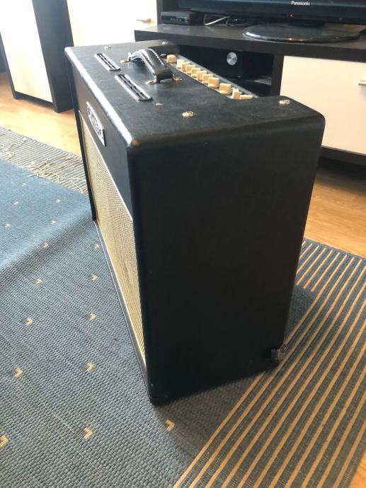 Line 6 Flextone III XL 2x12 150W pojačalo + zaštitna presvlaka