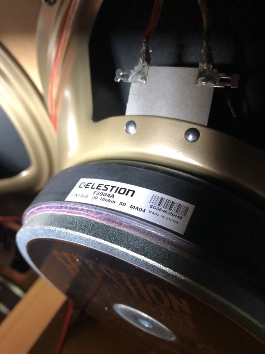 MARSHALL BOX 4x12 CELESTION VINTAGE 30