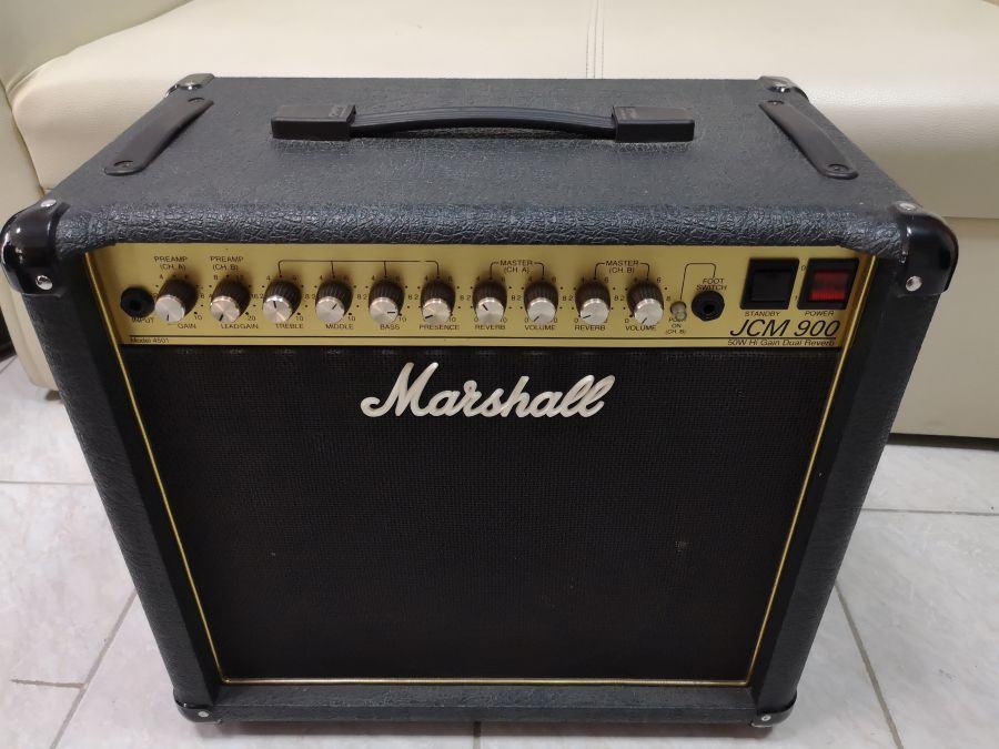 Marshall JCM900 HiGain Dual Reverb 50 watt