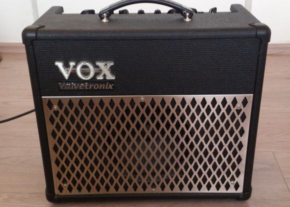 Vox valvetronix AD15VT - sniženo