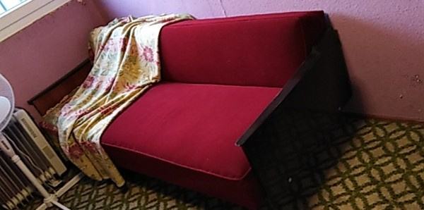 Kauc na rasklapanje (retro)