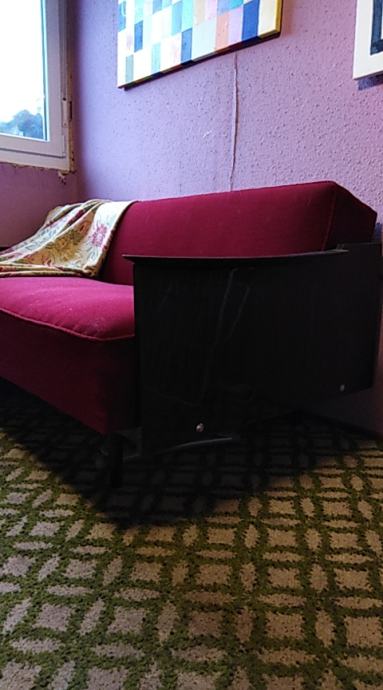 Kauc na rasklapanje (retro)