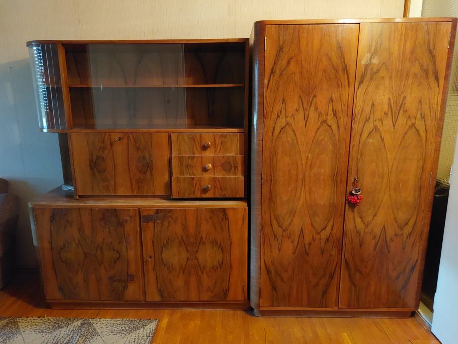 POKLANJA SE NAMJEŠTAJ