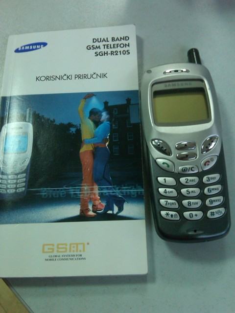 Poklanjam stari samsung