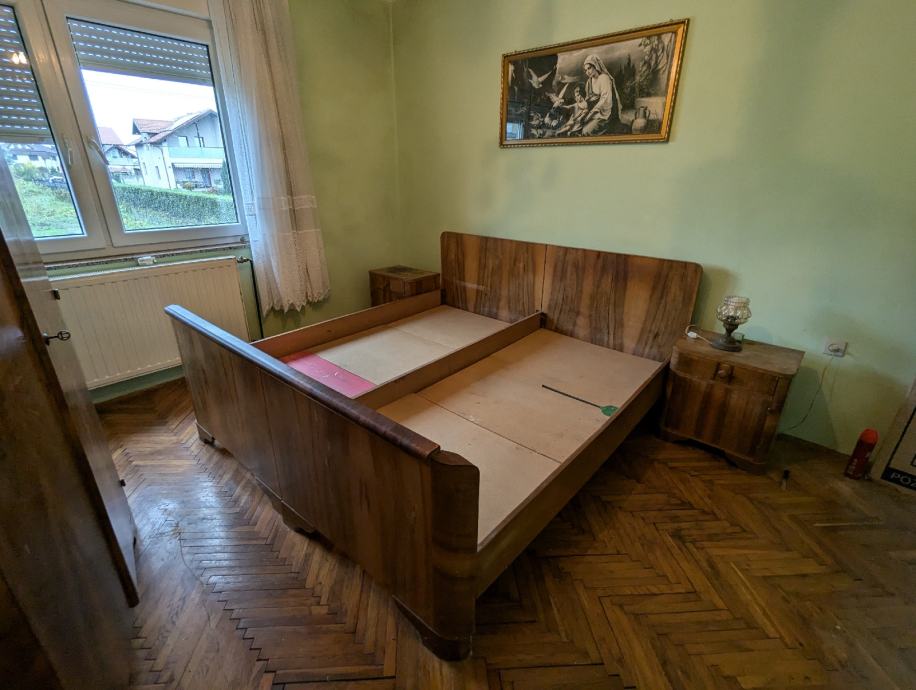 Poklanjam starinsku spavaću sobu i ormare