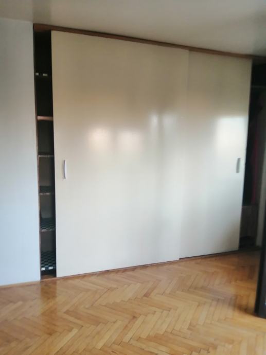 Ugadbene ormare poklanjam