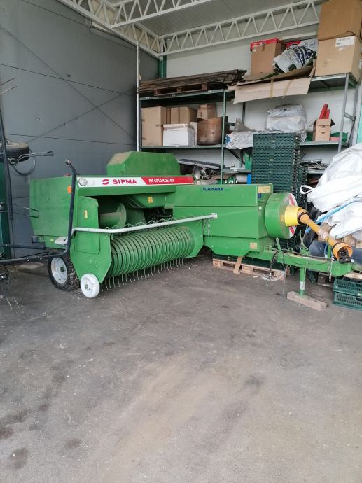 Balirka za male kockaste bale