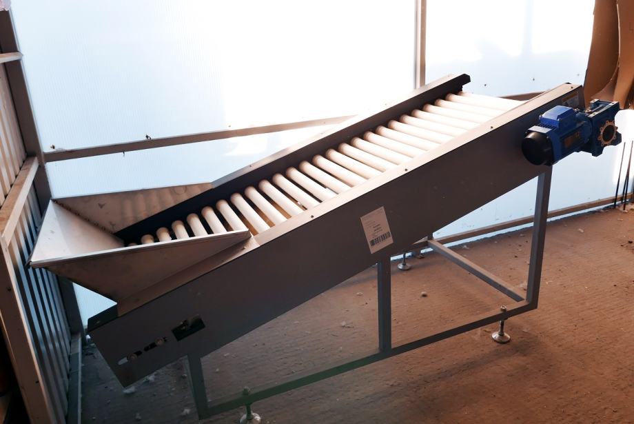 Električni stroj za sortiranje voća i povrća