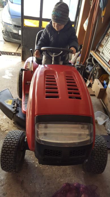 Kosilica traktor mtd 12.5 konja