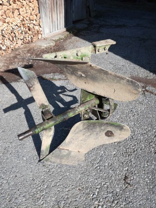 Plug za IMT 506/ AGRIA