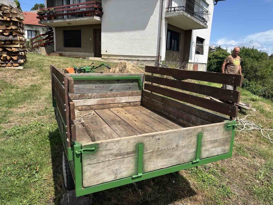 Prodajem Labin Progres