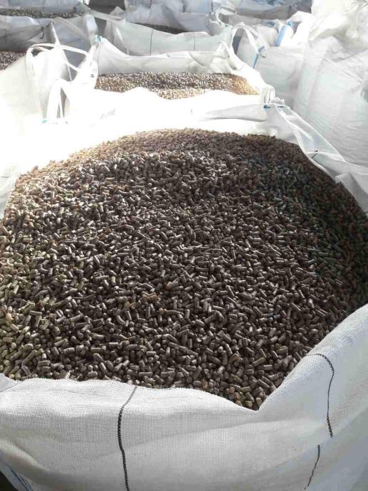 STELJA ZA ŽIVOTINJE (Peletirana pšenična slama) Cijena: 0,80 kn+PDV/kg