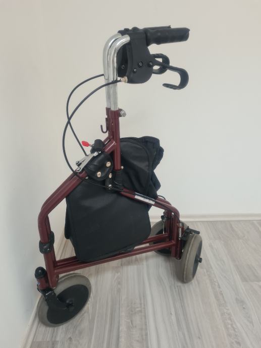 KAO NOVA hodalica rolator sa 3 kotača