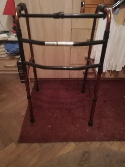 Rolator i hodalica