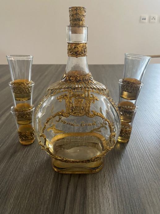 Časice za žestoka pića I boca za rakiju