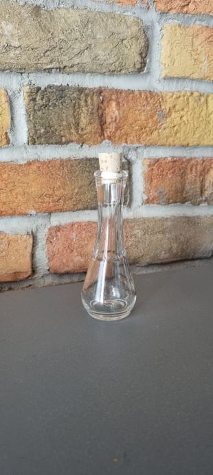 Bočica za rakiju / fraklić / čokanjčić