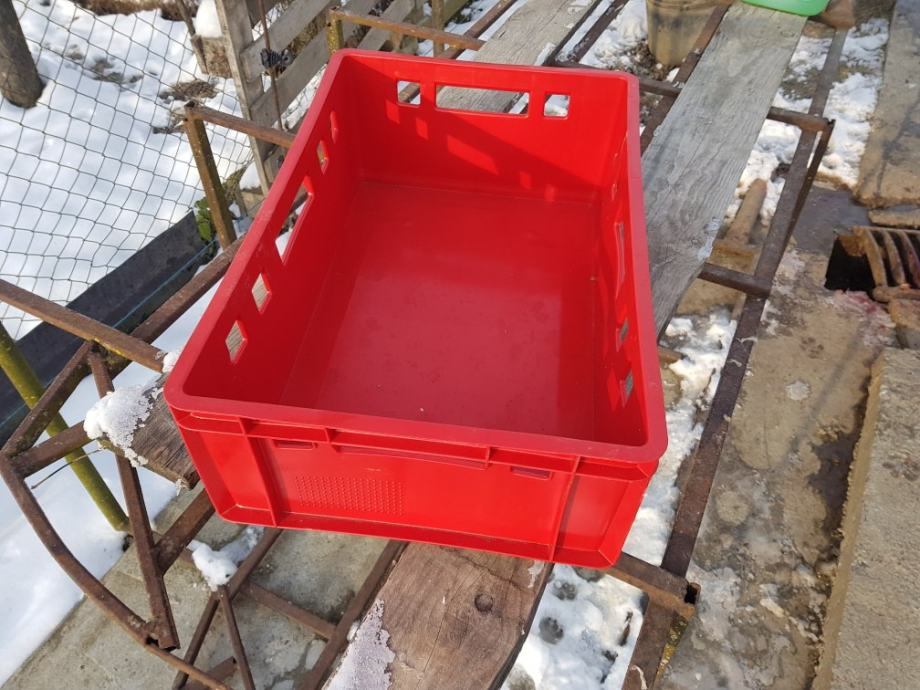 Plasticne posude