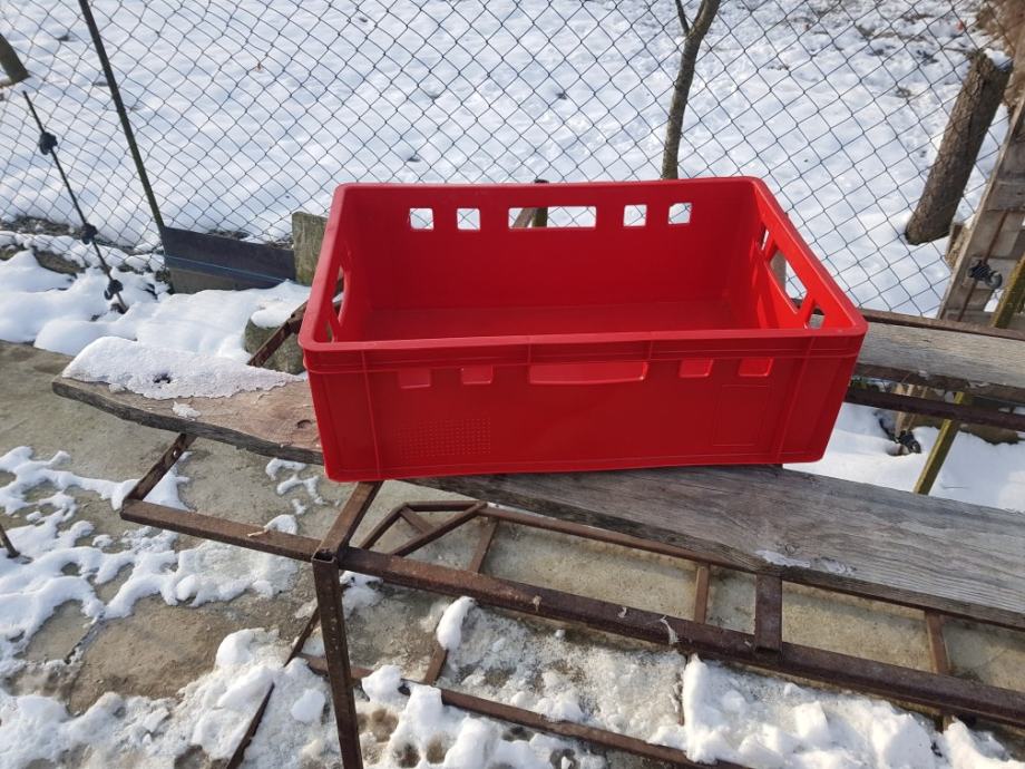 Plasticne posude