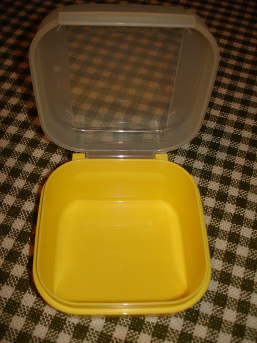 tupperware žuti top class 450 ml, NOVO , sniženo