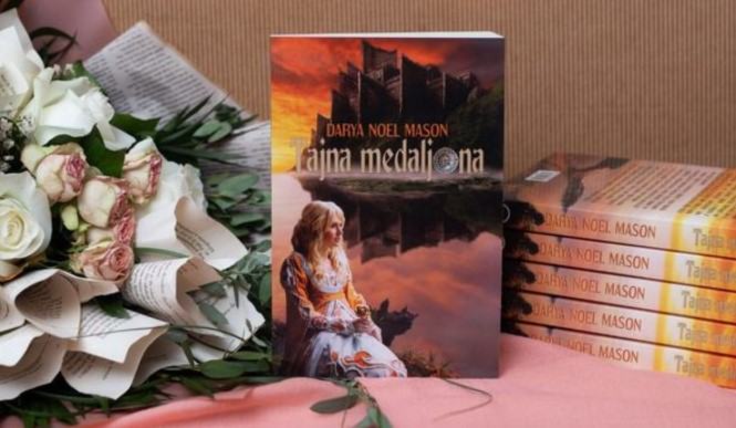 Darya Noel Mason: Tajna medaljona