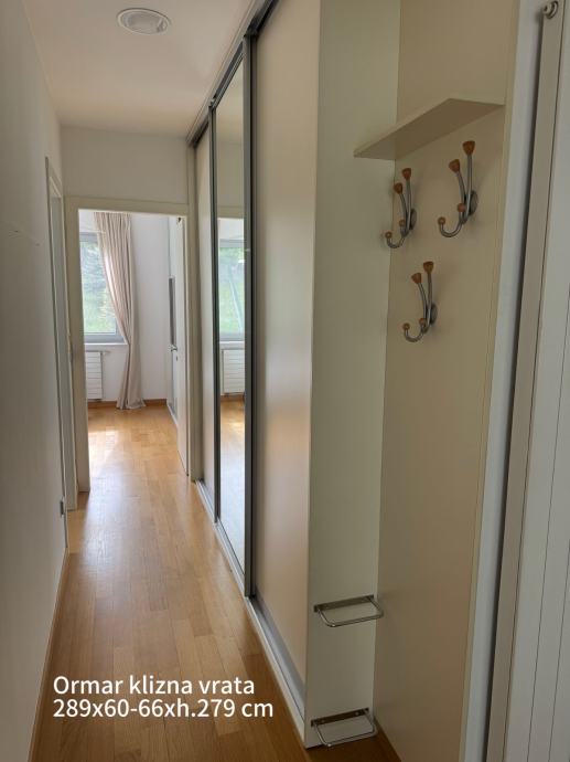 Ugradbeni ormar hodnik