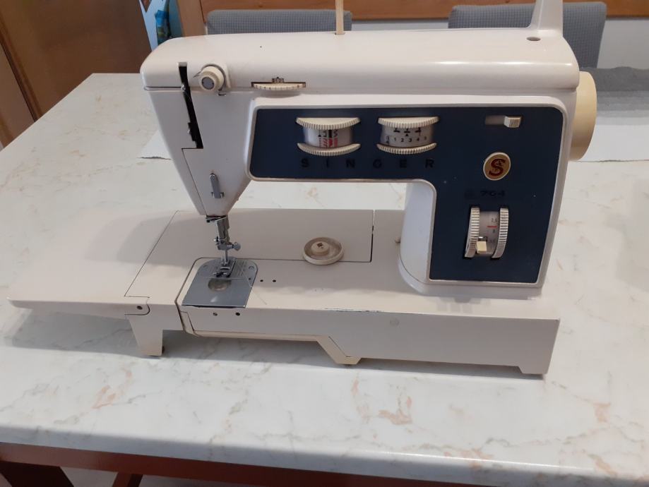 Singer 764
