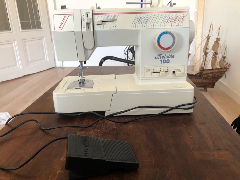 Singer mašina za šivanje melodie 100