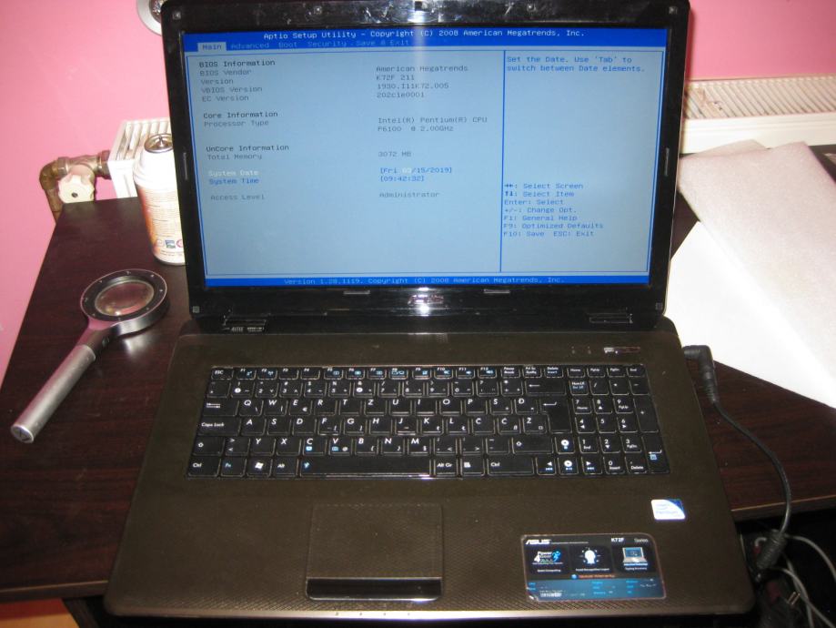 ASUS K72F u djelovima