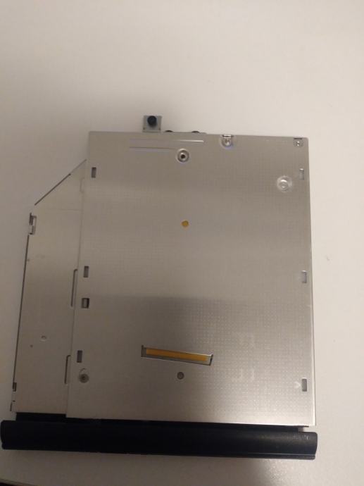 * SLIM * ČITAĆ CD-a / DVD-a / PRŽILICA za laptop